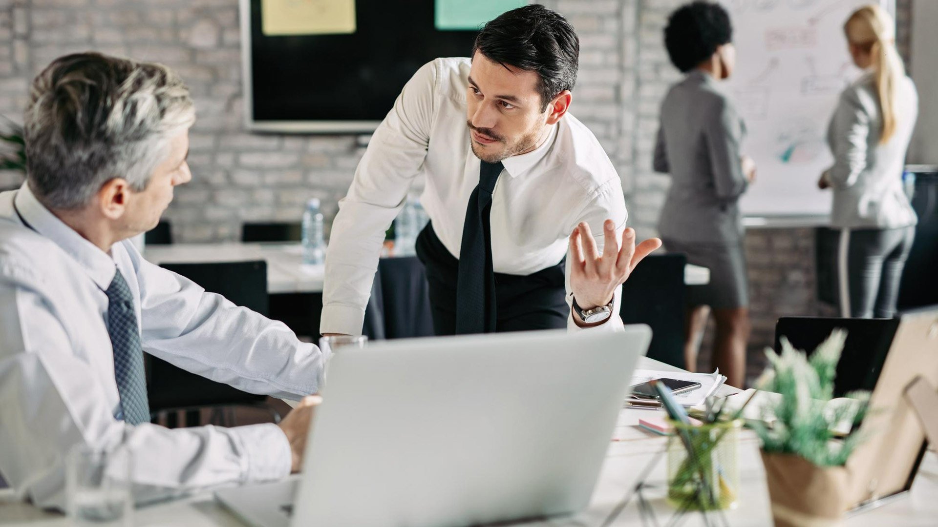 Interview Q&A: Tell Me About a Time When You Disagreed with Your Boss ...